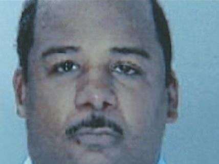 Corrupt Philly Cop Pleads Guilty to Robbery, Weapons Charges, Turns ...