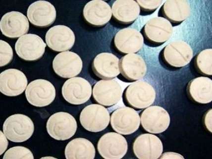 The Pill That Supposedly Turns Syrians Into Superhuman, Fearless ...