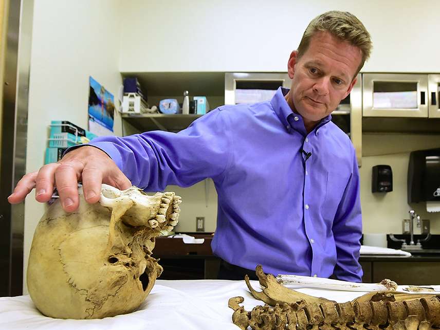 The Man Who Counts Bodies in the Desert