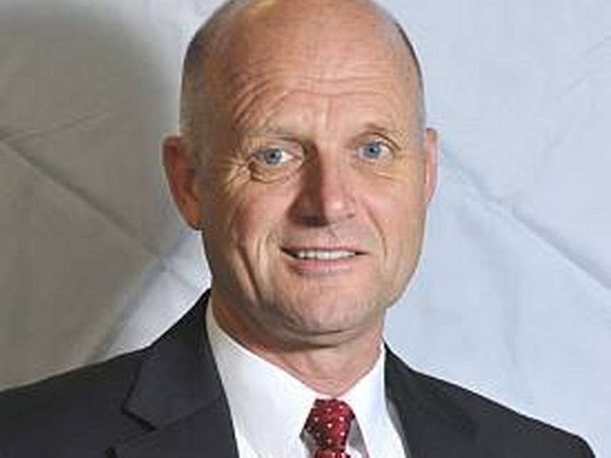 Australia's Libertarian Senator Won't Seek Re-election