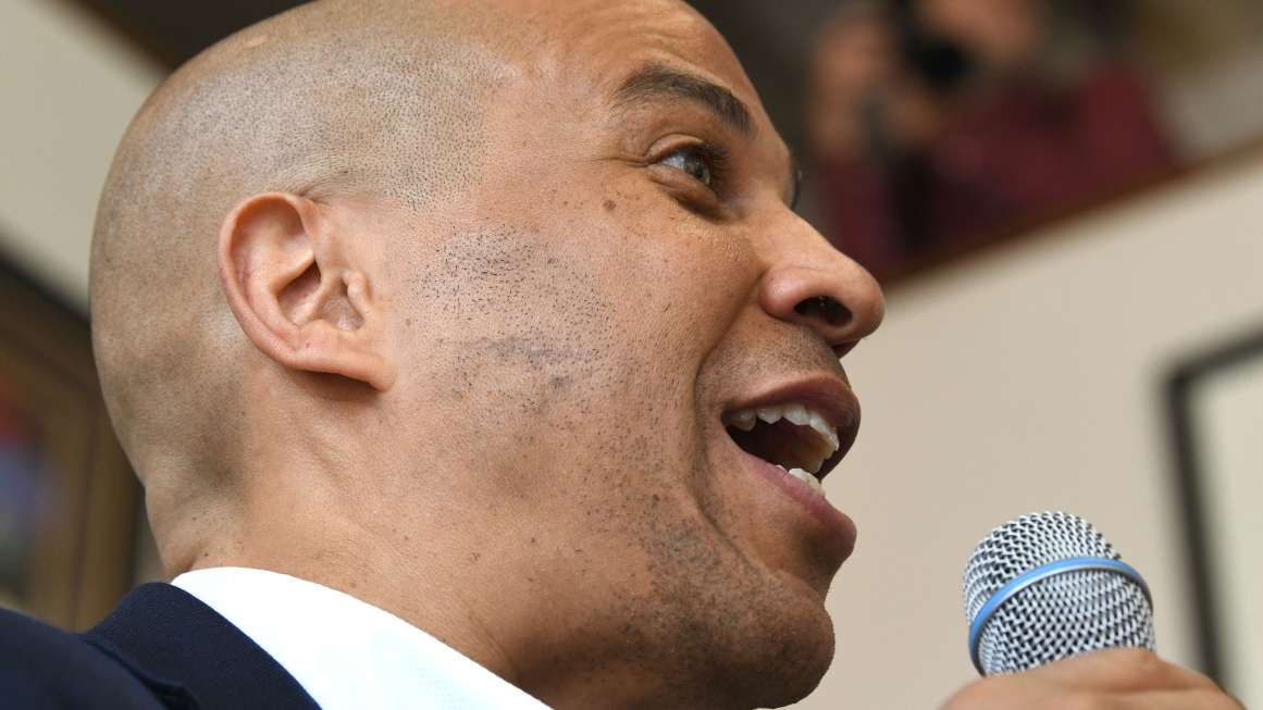 Cory Booker Wants Mandatory Federal Licenses for Prospective Gun Owners