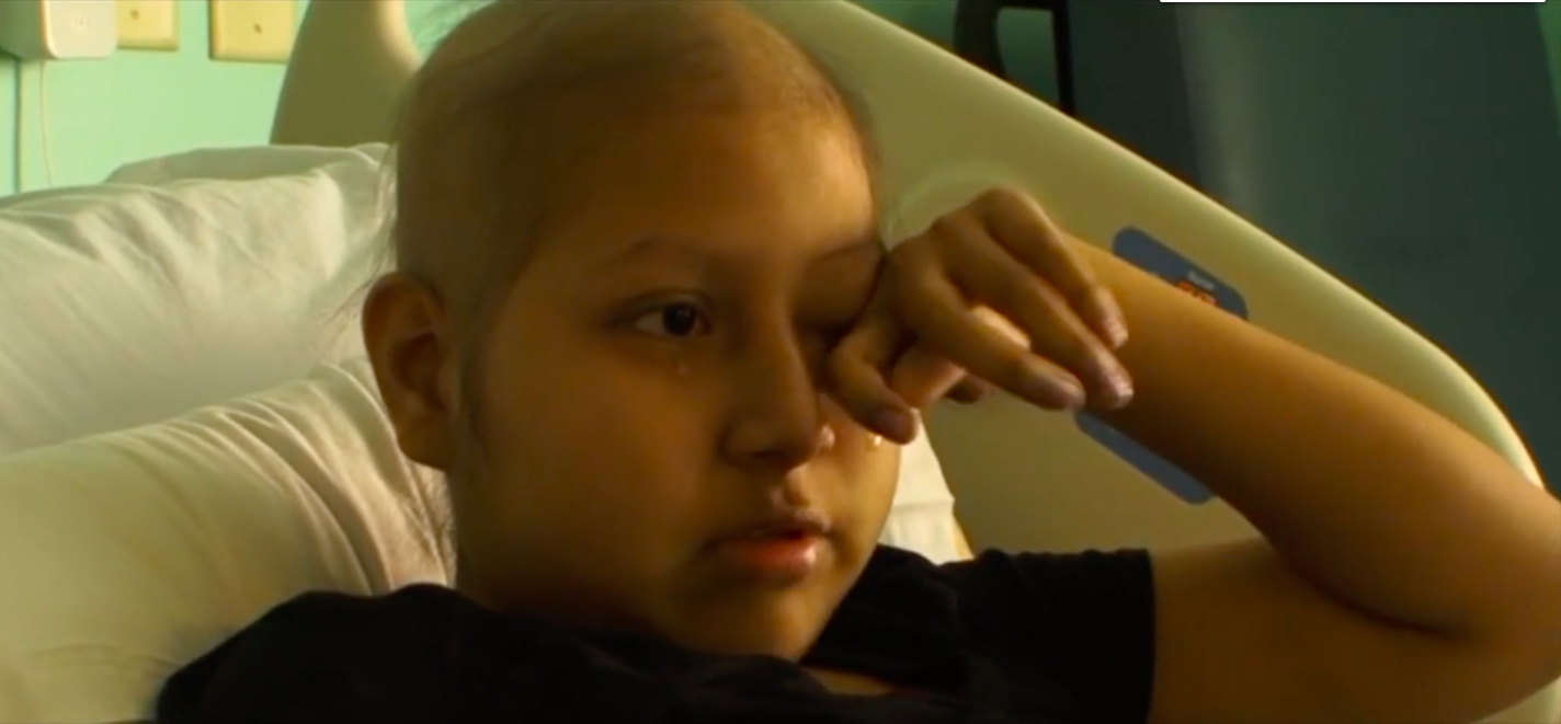 14-Year-Old Girl Fights Cancer Alone Because Border Officials Won't Let ...