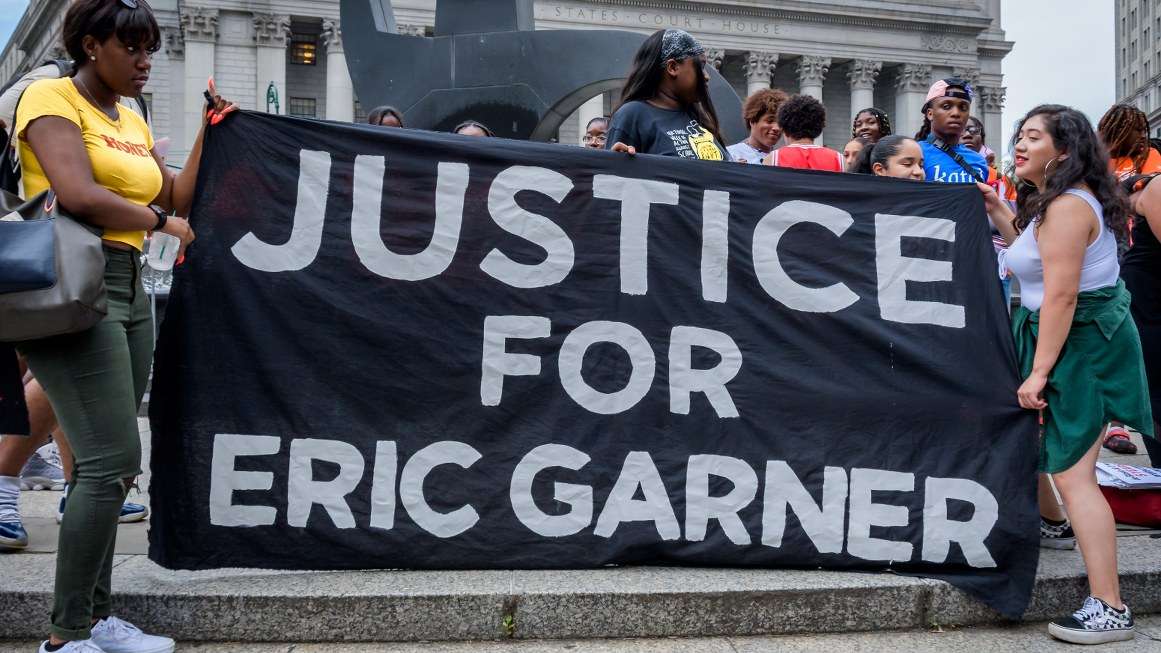Judge Recommends Firing Cop Who Choked Eric Garner