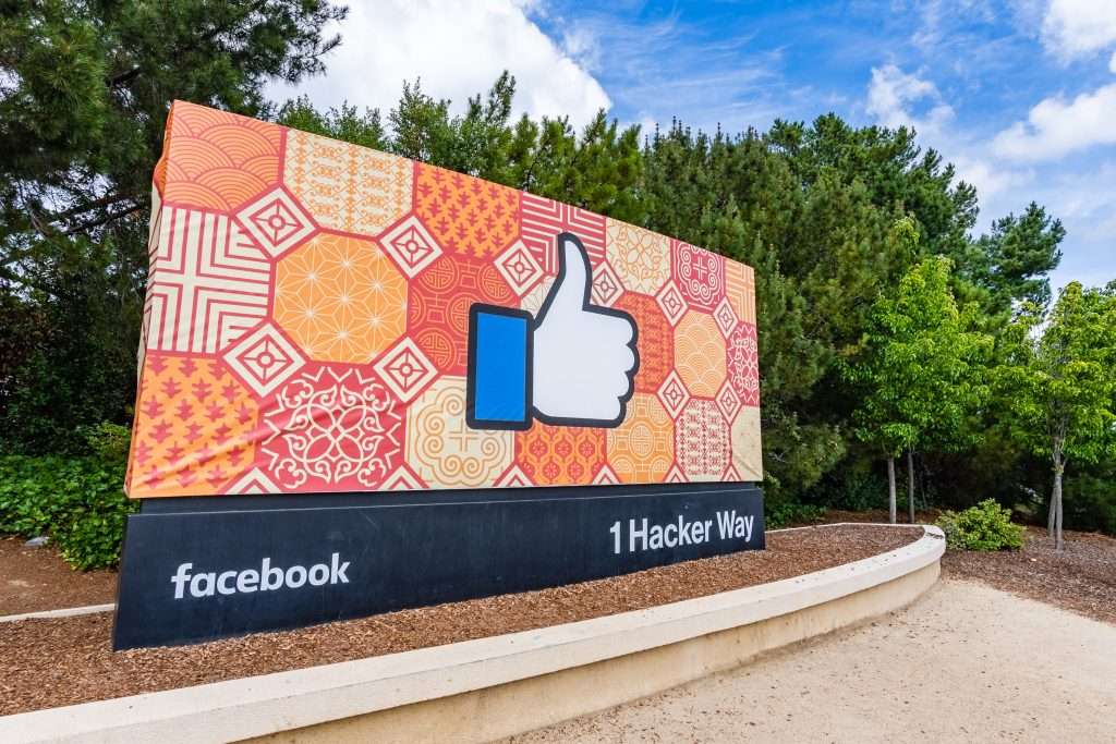 Facebook's Plans To Spend $1 Billion on Housing Development Is a Drop ...