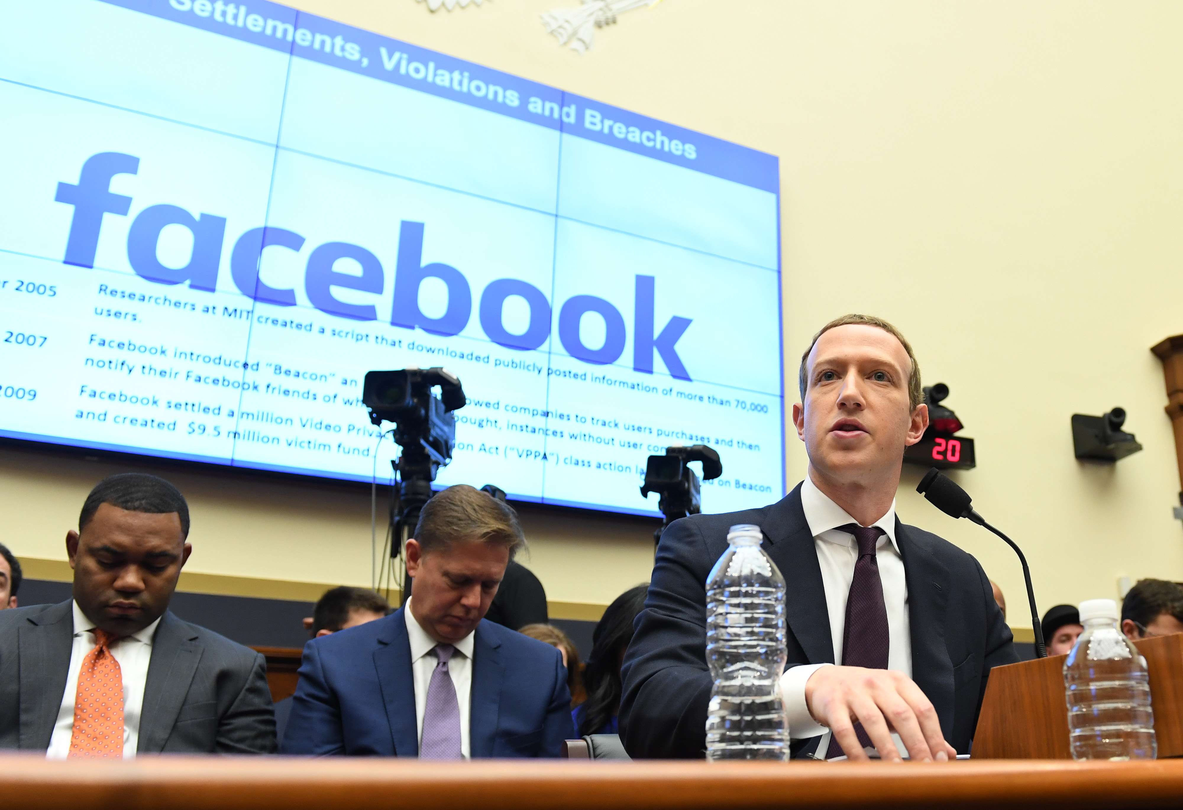 In Debate Over Political Speech Online, Facebook Has the Constitution ...