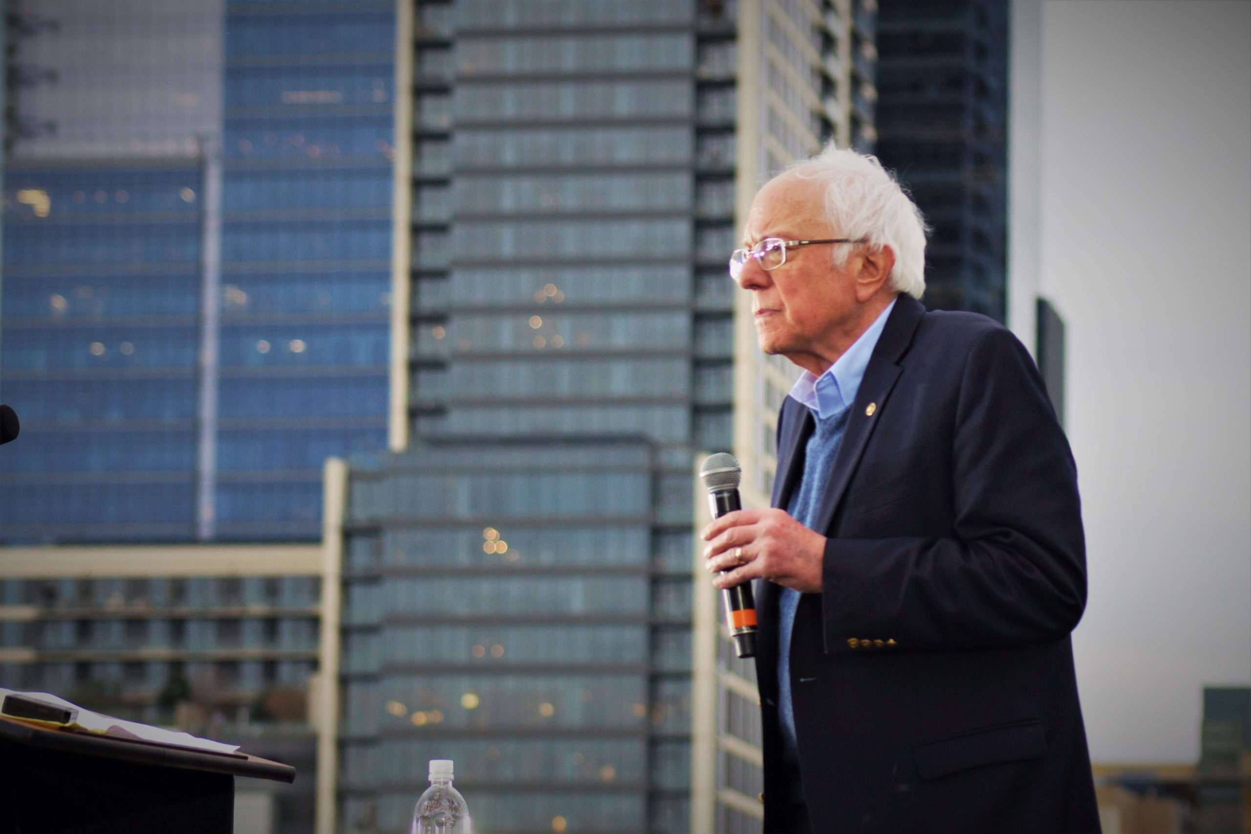 Bernie Sanders Defends Pro-Castro Comments
