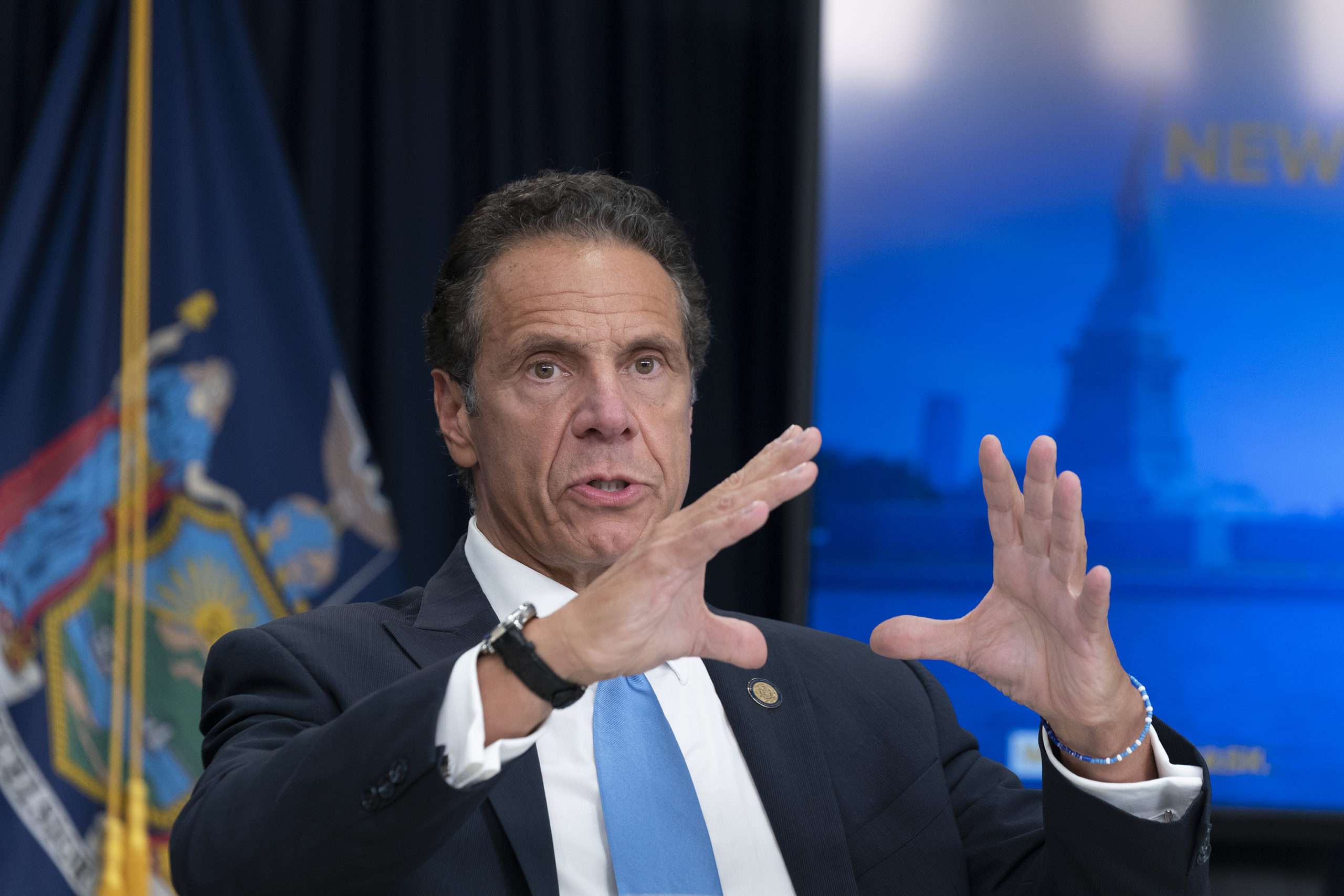 Letting Restaurants Sell To-Go Drinks but Only With a Food Order Is a ...