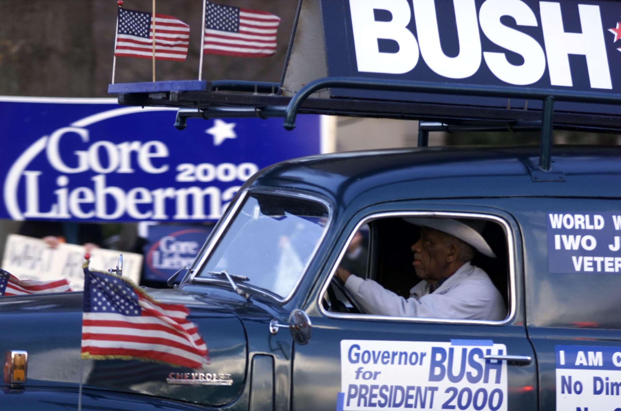 Election 2000: The Last Holiday-from-History Election