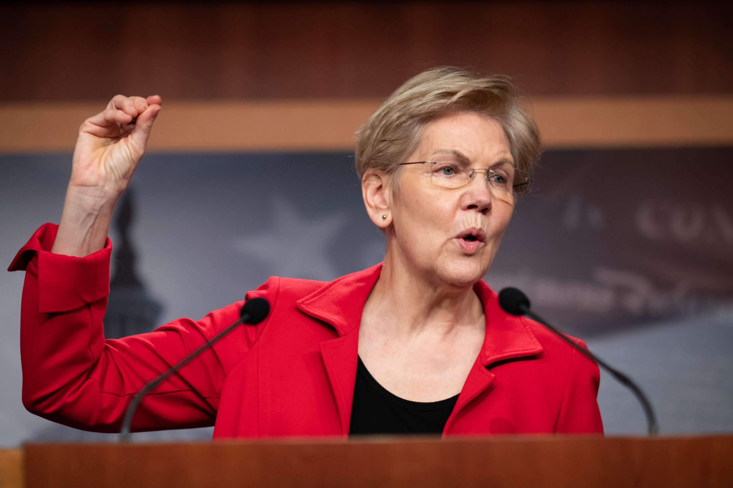 Elizabeth Warren Wants To Break Up Amazon So It's 'Not Powerful Enough ...