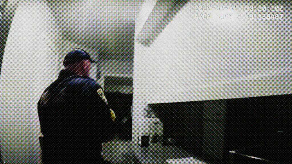 This Cop Conducted 3 Warrantless Searches In Under 3 Years He Gets To