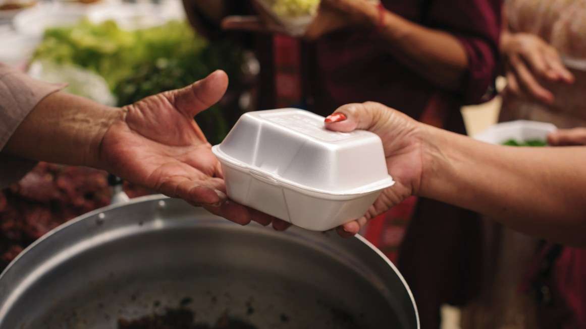 Newark's Scrooges Want To Ban Giving Food to Homeless People