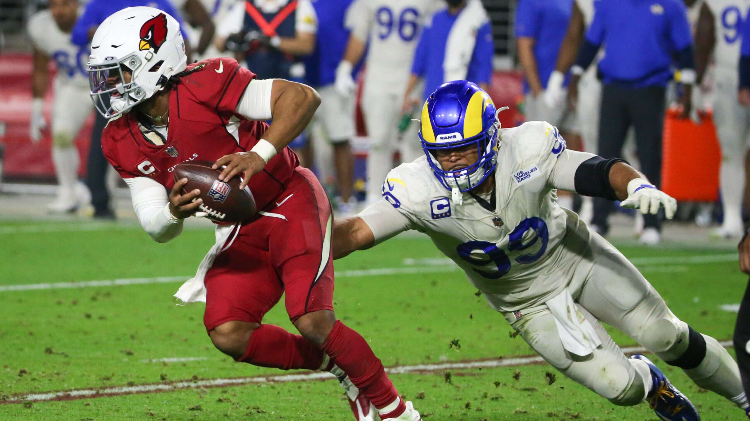 The NFL and NBA Must Chart a New Path Through Omicron Panic