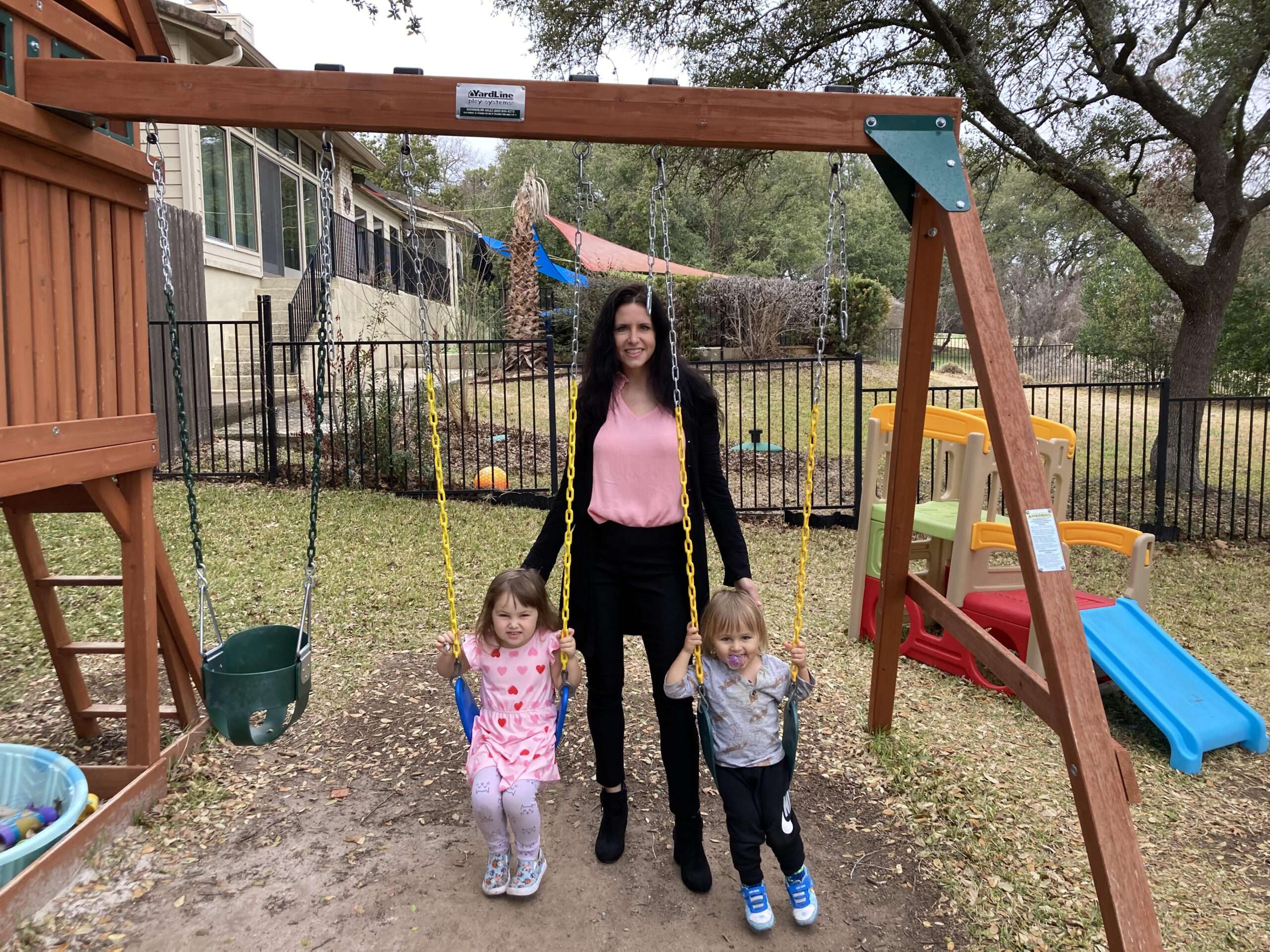 Texas Town Shuts Down Her Home Day Care After Nearby Golfers Complain
