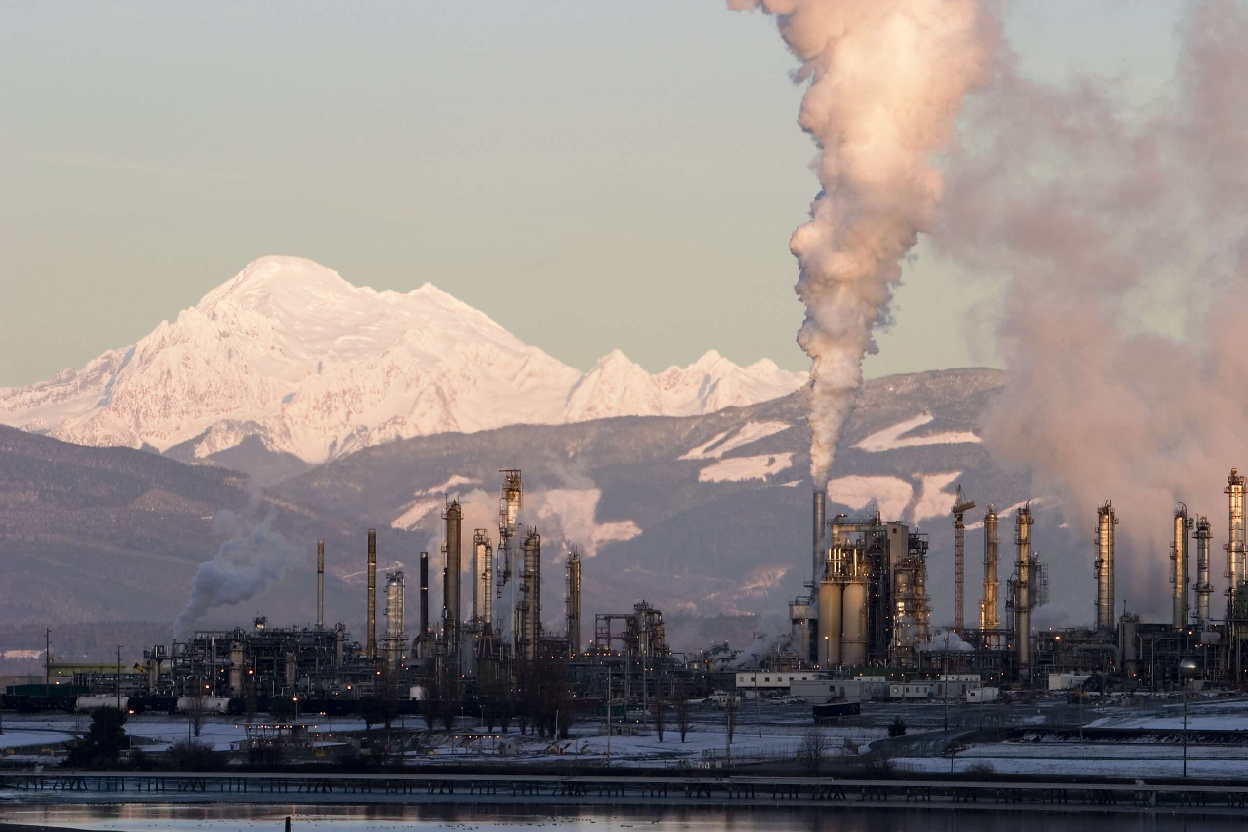 Washington Voters Reject Initiative 2117, Upholding Climate Change Program